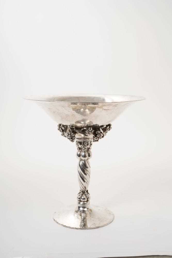 Lot 226 - 1920s Georg Jensen silver fruit dish, model