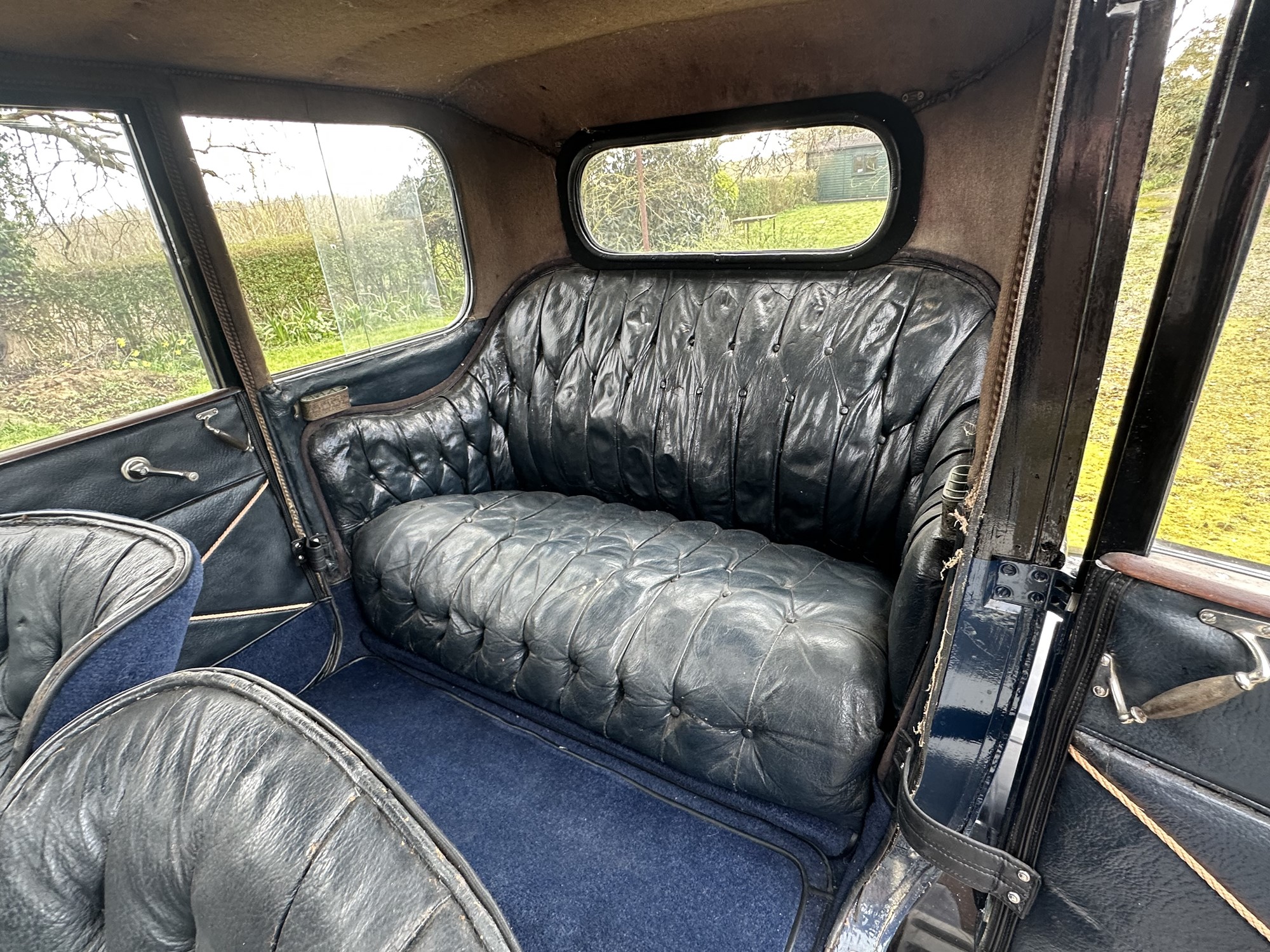 Lot 211 - 1925 Riley 11.9 side valve formal six light