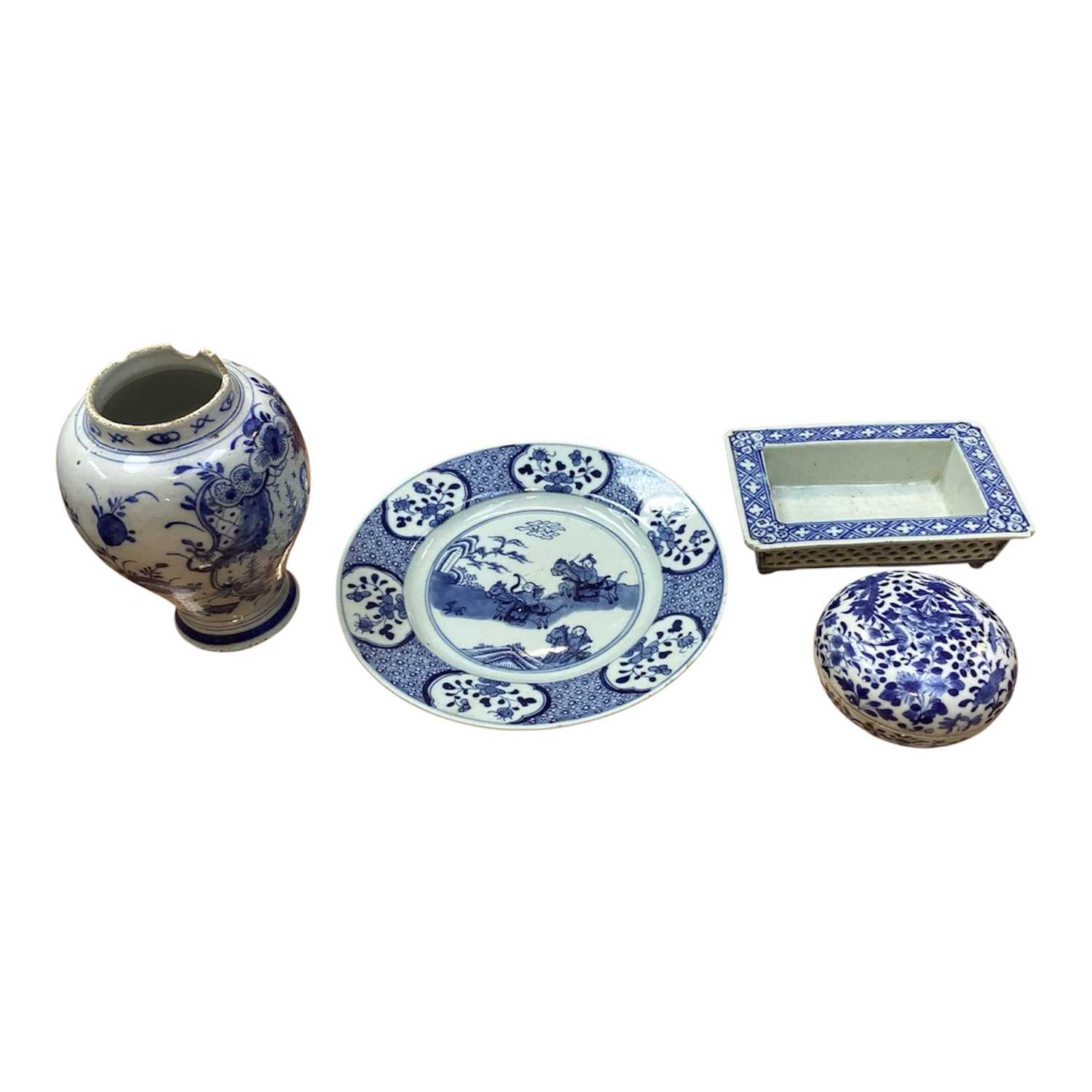 Lot 5101 - 18th century Dutch delft vase and group of