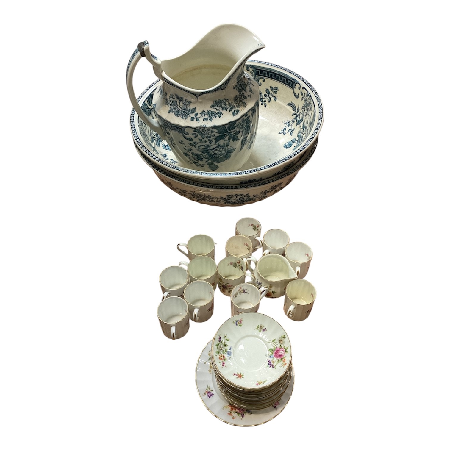Lot 5150 - Two Victorian wash bowls and a jug,